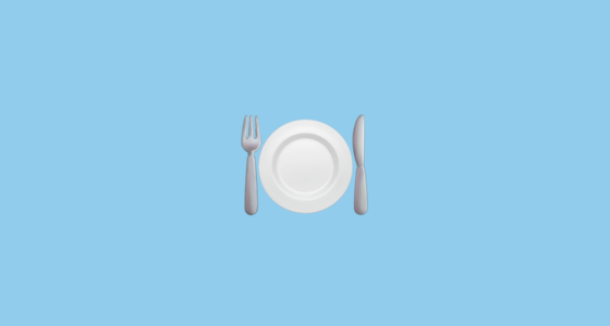 🍽️ Fourchette Et Couteau Avec Assiette Emoji on Apple iOS 10.3