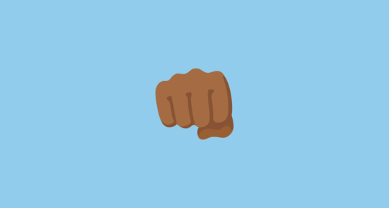 👊🏾 Poing De Face: Peau Mate Emoji on Google Noto Color Emoji 15.0