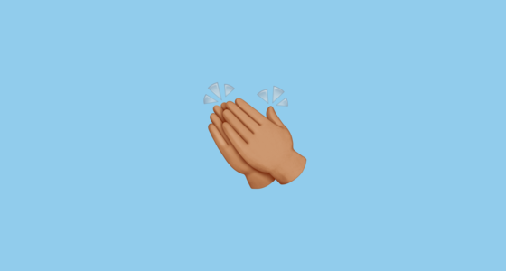 👏🏽 Clapping Hands: Medium Skin Tone Emoji on Twitter Emoji Stickers 13.1