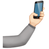 🤳🏻 Selfie: Light Skin Tone on Apple iOS 16.4